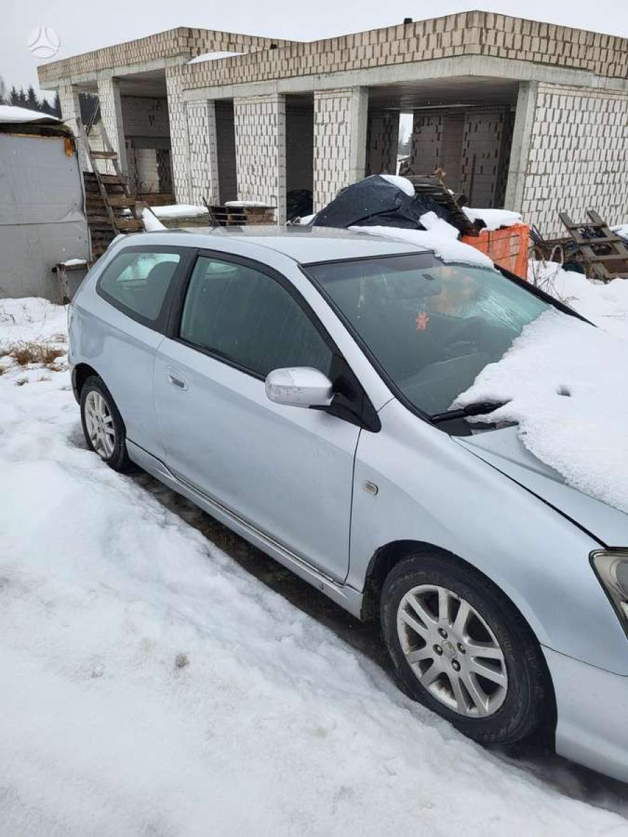 Pelēks Honda Civic 2004 Viļņa, ar dzinēja tilpumu 1.70 L un nobraukumu 236 tūkst. km par 650 €, foto 2 vietnē AUTOMOTO.COM.LV
