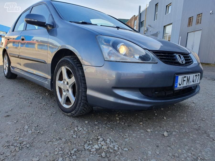 Grey Honda Civic 2004 in Siauliai, with an engine capacity of 1.70 L and mileage of 252 thousand km for 1250 €, photo 1 on AUTOMOTO.COM.LV