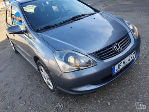 Grey Honda Civic 2004 in Siauliai, with an engine capacity of 1.70 L and mileage of 252 thousand km for 1250 €, photo 4 on AUTOMOTO.COM.LV