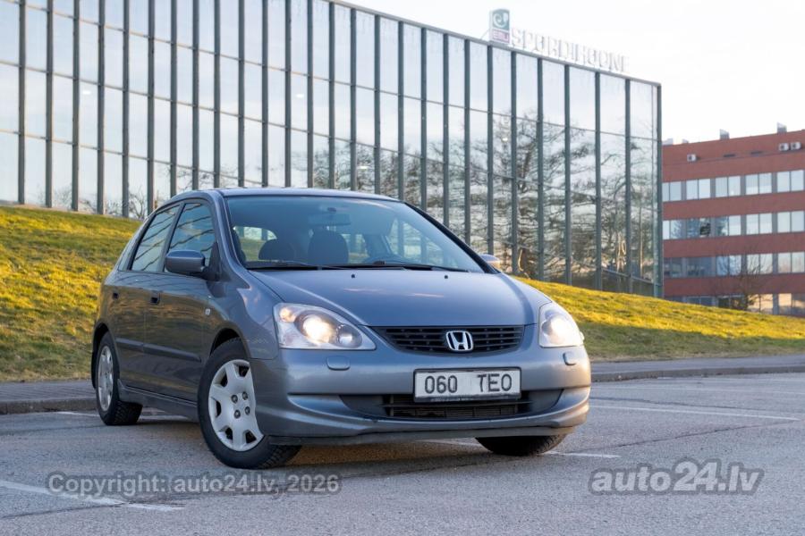 Grey Honda Civic 2004 in Tallinn, with an engine capacity of 1.60 L and mileage of 171 thousand km for 1999 €, photo 1 on AUTOMOTO.COM.LV
