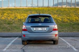 Grey Honda Civic 2004 in Tallinn, with an engine capacity of 1.60 L and mileage of 171 thousand km for 1999 €, photo 6 on AUTOMOTO.COM.LV