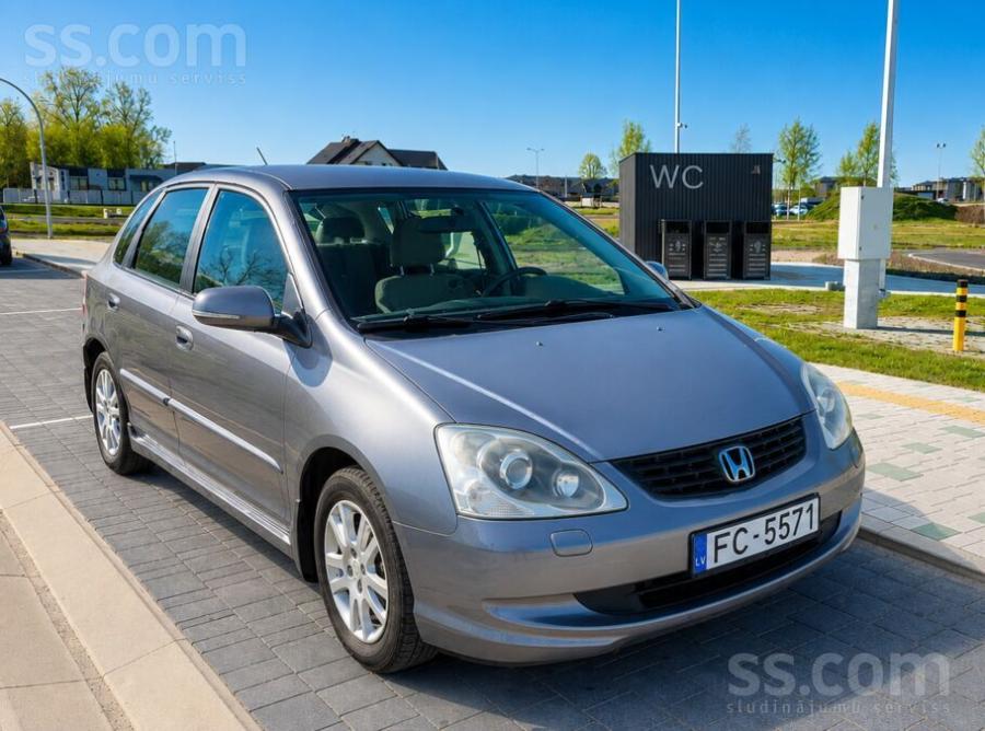Grey Honda Civic 2004 in Riga, with an engine capacity of 1.60 L and mileage of 133 thousand km for 750 €, photo 1 on AUTOMOTO.COM.LV