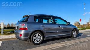 Grey Honda Civic 2004 in Riga, with an engine capacity of 1.60 L and mileage of 133 thousand km for 750 €, photo 4 on AUTOMOTO.COM.LV