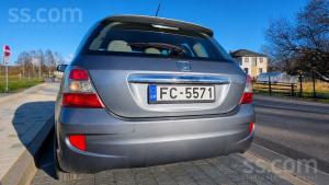Grey Honda Civic 2004 in Riga, with an engine capacity of 1.60 L and mileage of 133 thousand km for 750 €, photo 6 on AUTOMOTO.COM.LV