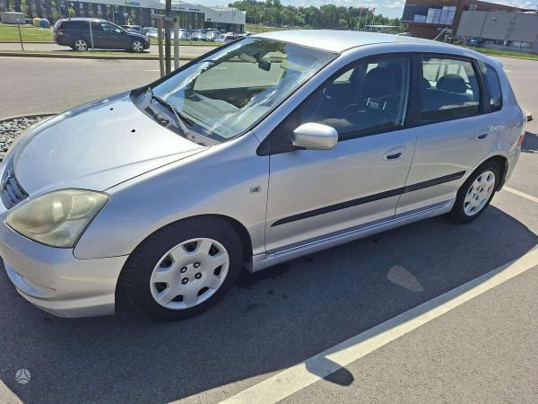Pelēks Honda Civic 2004 Kauņa, ar dzinēja tilpumu 1.59 L un nobraukumu 264 tūkst. km par 1300 €, foto 2 vietnē AUTOMOTO.COM.LV