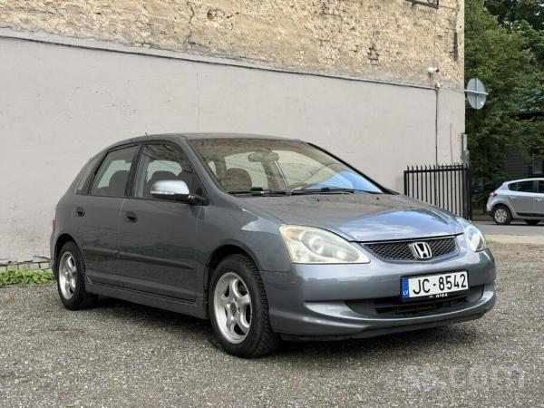 Grey Honda Civic 2004 in Riga, with an engine capacity of 1.70 L and mileage of 346 thousand km for 550 €, photo 1 on AUTOMOTO.COM.LV