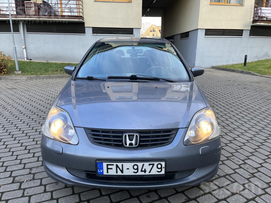 Pelēks Honda Civic 2005 Rīga, ar dzinēja tilpumu 1.60 L un nobraukumu 243 tūkst. km par 2000 €, foto 8 vietnē AUTOMOTO.COM.LV