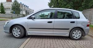 Grey Honda Civic 2005 in Jelgava, with an engine capacity of 1.60 L and mileage of 215 thousand km for 1200 €, photo 3 on AUTOMOTO.COM.LV