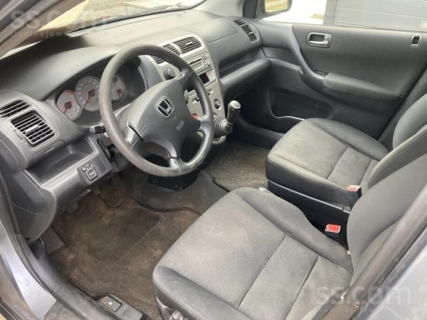 Pelēks Honda Civic 2005 Rīga, ar dzinēja tilpumu 1.40 L un nobraukumu 205 tūkst. km par 650 €, foto 7 vietnē AUTOMOTO.COM.LV