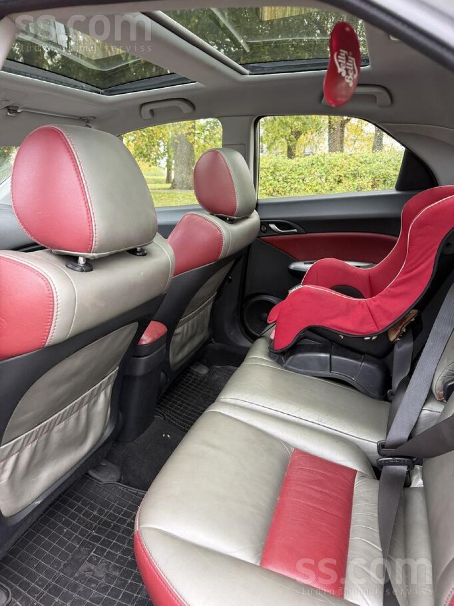 Pelēks Honda Civic 2005 Tukums, ar dzinēja tilpumu 1.80 L un nobraukumu 284 tūkst. km par 1590 €, foto 10 vietnē AUTOMOTO.COM.LV