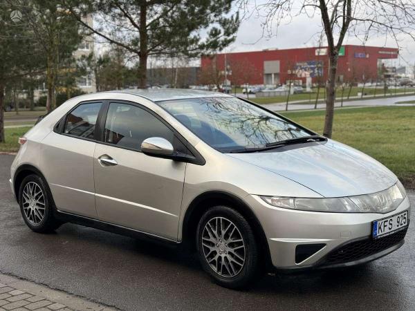 Grey Honda Civic 2006 in Mazeikiai, with an engine capacity of 1.34 L and mileage of 245 thousand km for 1650 €, photo 8 on AUTOMOTO.COM.LV
