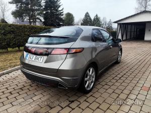 Pelēks Honda Civic 2006 Tallina, ar dzinēja tilpumu 2.20 L un nobraukumu 357 tūkst. km par 2490 €, foto 6 vietnē AUTOMOTO.COM.LV