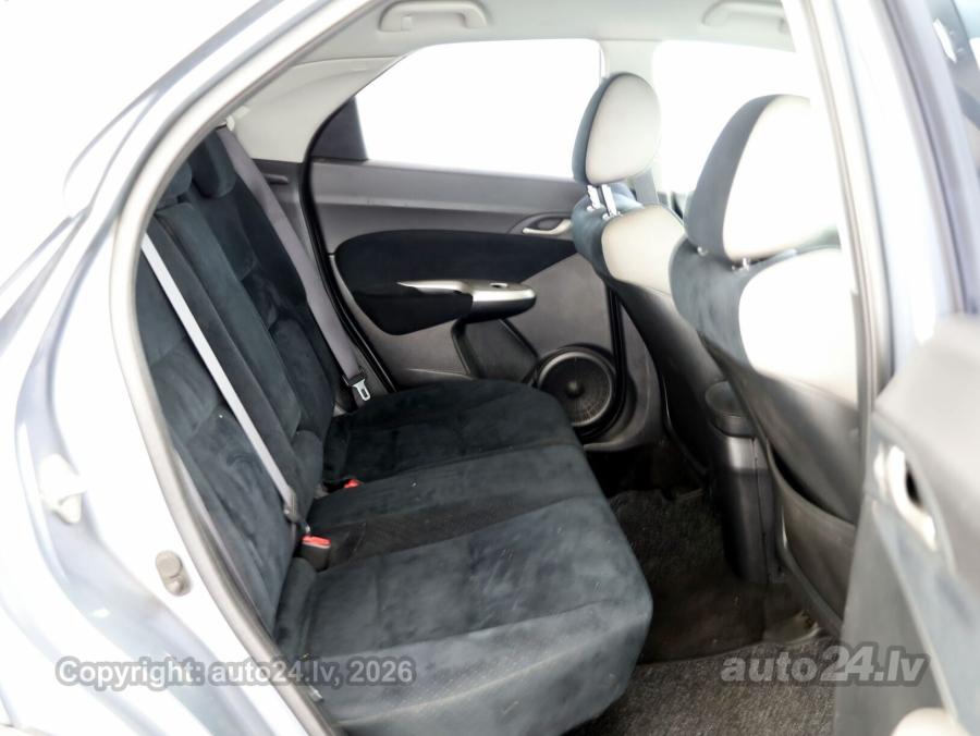 Серый Хонда Цивик 2006 в Таллин, объемом двигателя 1.80 л и пробегом 208 тыс. км за 999 €, фото 8 на AUTOMOTO.COM.LV