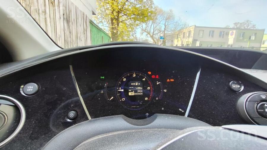 Pelēks Honda Civic 2006 Rīga, ar dzinēja tilpumu 2.20 L un nobraukumu 261 tūkst. km par 585 €, foto 10 vietnē AUTOMOTO.COM.LV