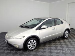 Pelēks Honda Civic 2006 Tallina, ar dzinēja tilpumu 1.30 L un nobraukumu 255 tūkst. km par 899 €, foto 3 vietnē AUTOMOTO.COM.LV