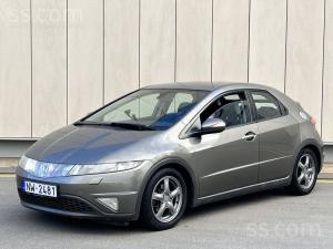 Серый Хонда Цивик 2006 в Рига, объемом двигателя 1.80 л и пробегом 238 тыс. км за 1550 €, фото 3 на AUTOMOTO.COM.LV