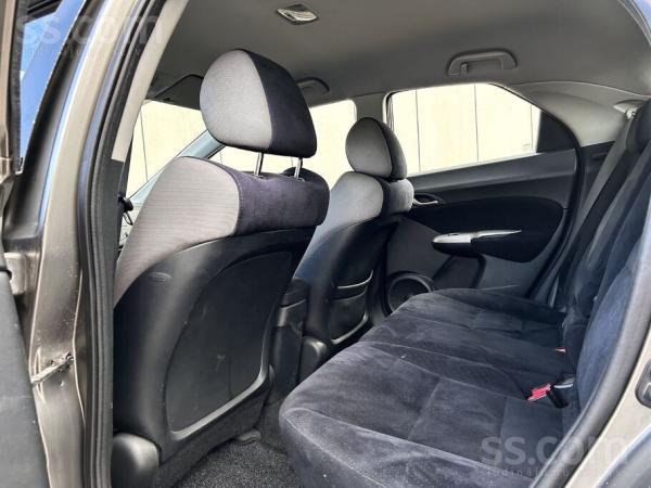 Pelēks Honda Civic 2006 Rīga, ar dzinēja tilpumu 1.80 L un nobraukumu 238 tūkst. km par 1550 €, foto 9 vietnē AUTOMOTO.COM.LV