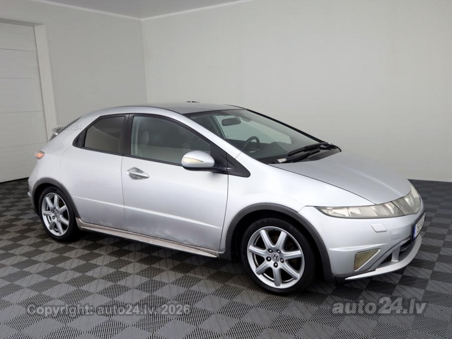 Pelēks Honda Civic 2006 Tallina, ar dzinēja tilpumu 1.80 L un nobraukumu 313 tūkst. km par 699 €, foto 1 vietnē AUTOMOTO.COM.LV