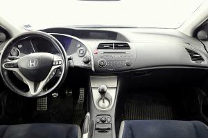 Pelēks Honda Civic 2006 Tallina, ar dzinēja tilpumu 1.80 L un nobraukumu 313 tūkst. km par 599 €, foto 6 vietnē AUTOMOTO.COM.LV