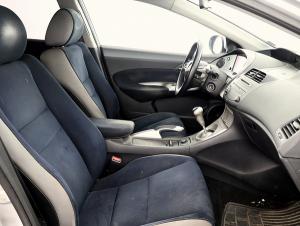 Pelēks Honda Civic 2006 Tallina, ar dzinēja tilpumu 1.80 L un nobraukumu 313 tūkst. km par 599 €, foto 7 vietnē AUTOMOTO.COM.LV
