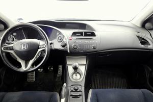 Pelēks Honda Civic 2006 Tallina, ar dzinēja tilpumu 1.80 L un nobraukumu 313 tūkst. km par 599 €, foto 13 vietnē AUTOMOTO.COM.LV