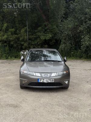 Grey Honda Civic 2006 in Riga, with an engine capacity of 1.80 L and mileage of 112 thousand km for 3500 €, photo 3 on AUTOMOTO.COM.LV