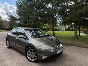Grey Honda Civic 2006 in Alytus, with an engine capacity of 2.20 L and mileage of 271 thousand km for 1650 €, photo  on AUTOMOTO.COM.LV