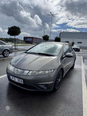 Grey Honda Civic 2006 in Kaunas, with an engine capacity of 2.20 L and mileage of 322 thousand km for 1350 €, photo  on AUTOMOTO.COM.LV