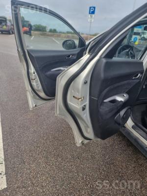 Pelēks Honda Civic 2006 Rīga, ar dzinēja tilpumu 1.30 L un nobraukumu 231 tūkst. km par 1450 €, foto 4 vietnē AUTOMOTO.COM.LV