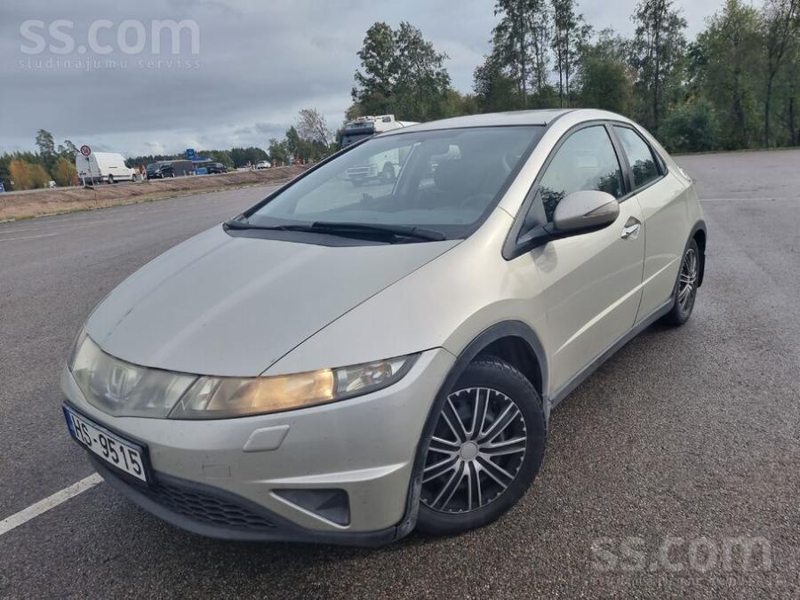 Pelēks Honda Civic 2006 Rīga, ar dzinēja tilpumu 1.30 L un nobraukumu 231 tūkst. km par 1450 €, foto 14 vietnē AUTOMOTO.COM.LV
