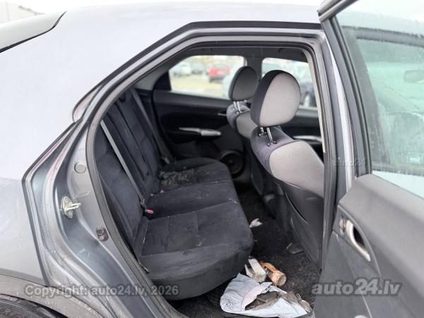 Honda Civic 2006 in Tallinn on AUTOMOTO.COM.LV Grey Honda Civic 2006 in Tallinn, with an engine capacity of 1.30 L and mileage of 201 thousand km for 599 €, photo 8 on AUTOMOTO.COM.LV