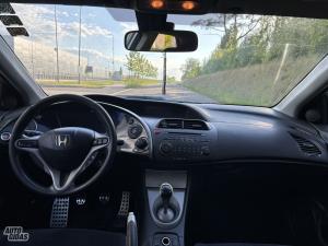 Grey Honda Civic 2007 in Vilnius, with an engine capacity of 2.20 L and mileage of 340 thousand km for 1600 €, photo 13 on AUTOMOTO.COM.LV
