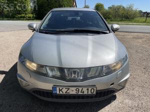Grey Honda Civic 2007 in Riga, with an engine capacity of 2.20 L and mileage of 275 thousand km for 790 €, photo 9 on AUTOMOTO.COM.LV