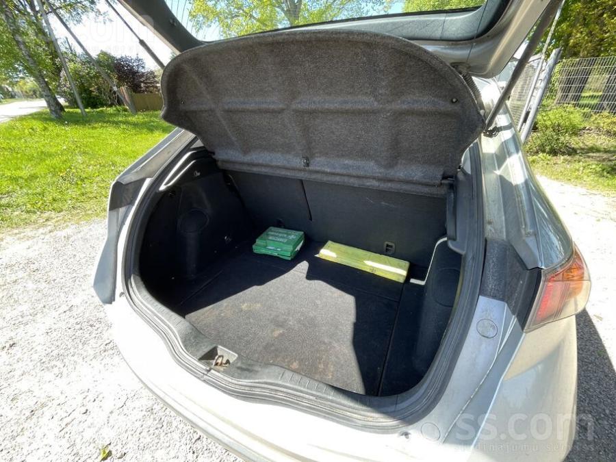 Grey Honda Civic 2007 in Riga, with an engine capacity of 2.20 L and mileage of 275 thousand km for 790 €, photo 16 on AUTOMOTO.COM.LV