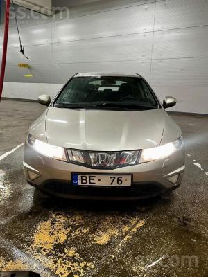 Grey Honda Civic 2007 in Riga, with an engine capacity of 1.80 L and mileage of 130 thousand km for 2800 €, photo  on AUTOMOTO.COM.LV