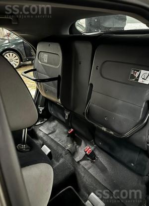 Pelēks Honda Civic 2007 Rīga, ar dzinēja tilpumu 1.80 L un nobraukumu 130 tūkst. km par 2800 €, foto 13 vietnē AUTOMOTO.COM.LV