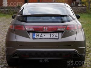 Pelēks Honda Civic 2007 Aizkraukle, ar dzinēja tilpumu 2.20 L un nobraukumu 0 tūkst. km par 2520 €, foto 3 vietnē AUTOMOTO.COM.LV