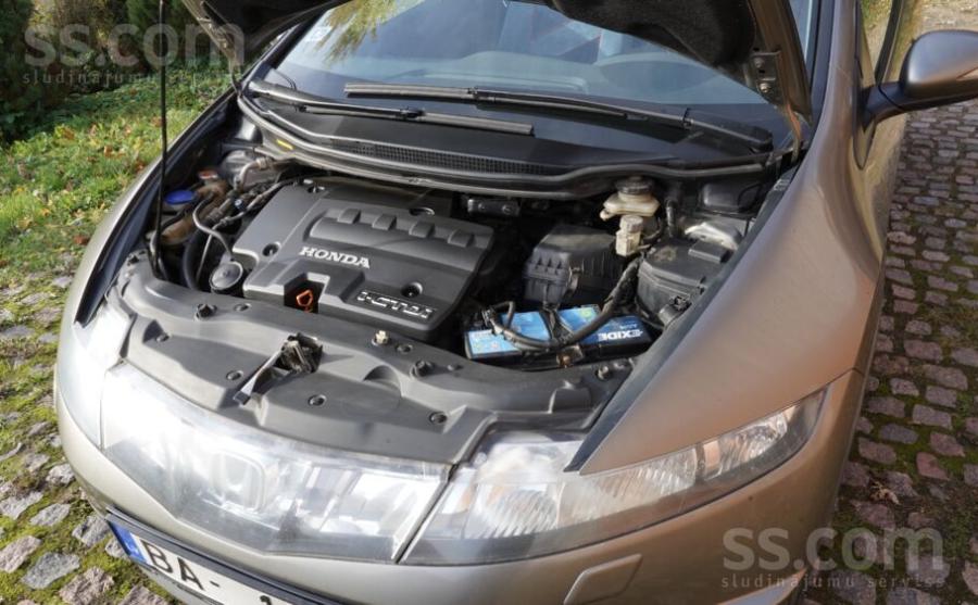 Pelēks Honda Civic 2007 Aizkraukle, ar dzinēja tilpumu 2.20 L un nobraukumu 0 tūkst. km par 2520 €, foto 6 vietnē AUTOMOTO.COM.LV
