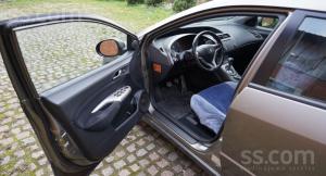 Pelēks Honda Civic 2007 Aizkraukle, ar dzinēja tilpumu 2.20 L un nobraukumu 0 tūkst. km par 2520 €, foto 8 vietnē AUTOMOTO.COM.LV