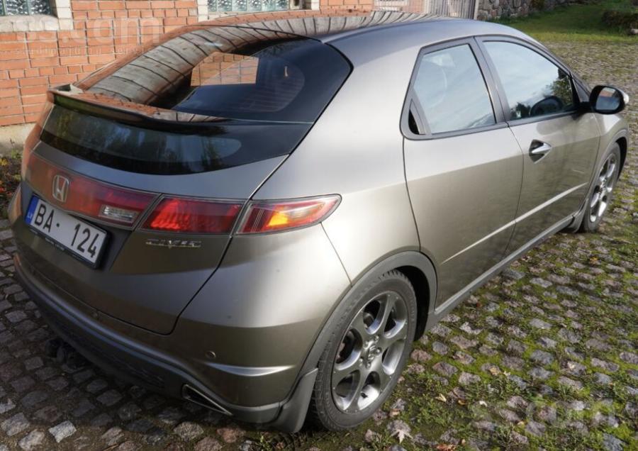 Pelēks Honda Civic 2007 Aizkraukle, ar dzinēja tilpumu 2.20 L un nobraukumu 0 tūkst. km par 2520 €, foto 25 vietnē AUTOMOTO.COM.LV