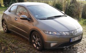 Pelēks Honda Civic 2007 Aizkraukle, ar dzinēja tilpumu 2.20 L un nobraukumu 0 tūkst. km par 2520 €, foto 26 vietnē AUTOMOTO.COM.LV