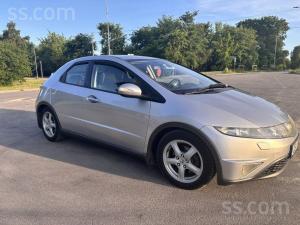Серый Хонда Цивик 2007 в Рига, объемом двигателя 1.80 л и пробегом 230 тыс. км за 3100 €, фото  на AUTOMOTO.COM.LV