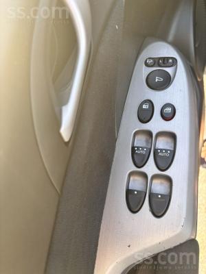 Pelēks Honda Civic 2007 Rīga, ar dzinēja tilpumu 1.80 L un nobraukumu 230 tūkst. km par 3100 €, foto 6 vietnē AUTOMOTO.COM.LV