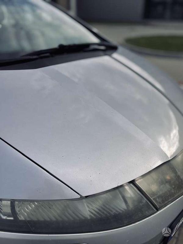 Grey Honda Civic 2007 in Vilnius, with an engine capacity of 2.20 L and mileage of 270 thousand km for 850 €, photo 9 on AUTOMOTO.COM.LV