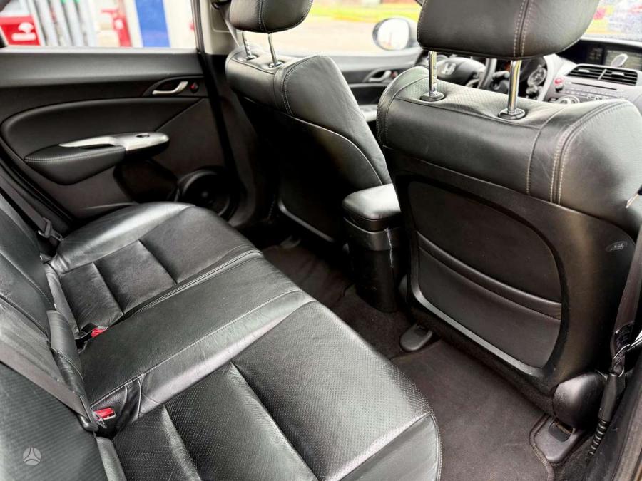 Pelēks Honda Civic 2007 Kauņa, ar dzinēja tilpumu 2.20 L un nobraukumu 282 tūkst. km par 3000 €, foto 20 vietnē AUTOMOTO.COM.LV
