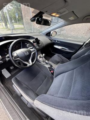 Pelēks Honda Civic 2007 Rīga, ar dzinēja tilpumu 2.20 L un nobraukumu 287 tūkst. km par 1600 €, foto 10 vietnē AUTOMOTO.COM.LV
