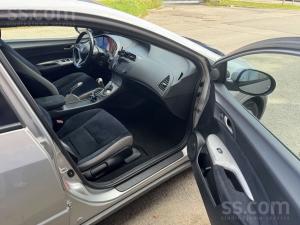 Pelēks Honda Civic 2007 Rīga, ar dzinēja tilpumu 2.20 L un nobraukumu 287 tūkst. km par 1600 €, foto 13 vietnē AUTOMOTO.COM.LV