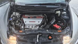 Grey Honda Civic 2007 in Riga, with an engine capacity of 2.00 L and mileage of 194 thousand km for 5500 €, photo 8 on AUTOMOTO.COM.LV
