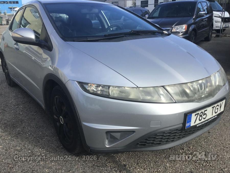 Pelēks Honda Civic 2007 Tartu, ar dzinēja tilpumu 1.80 L un nobraukumu 270 tūkst. km par 1650 €, foto 1 vietnē AUTOMOTO.COM.LV