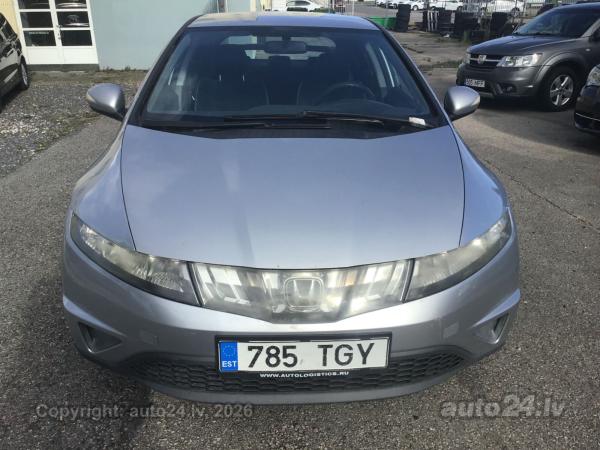 Pelēks Honda Civic 2007 Tartu, ar dzinēja tilpumu 1.80 L un nobraukumu 270 tūkst. km par 1650 €, foto 2 vietnē AUTOMOTO.COM.LV